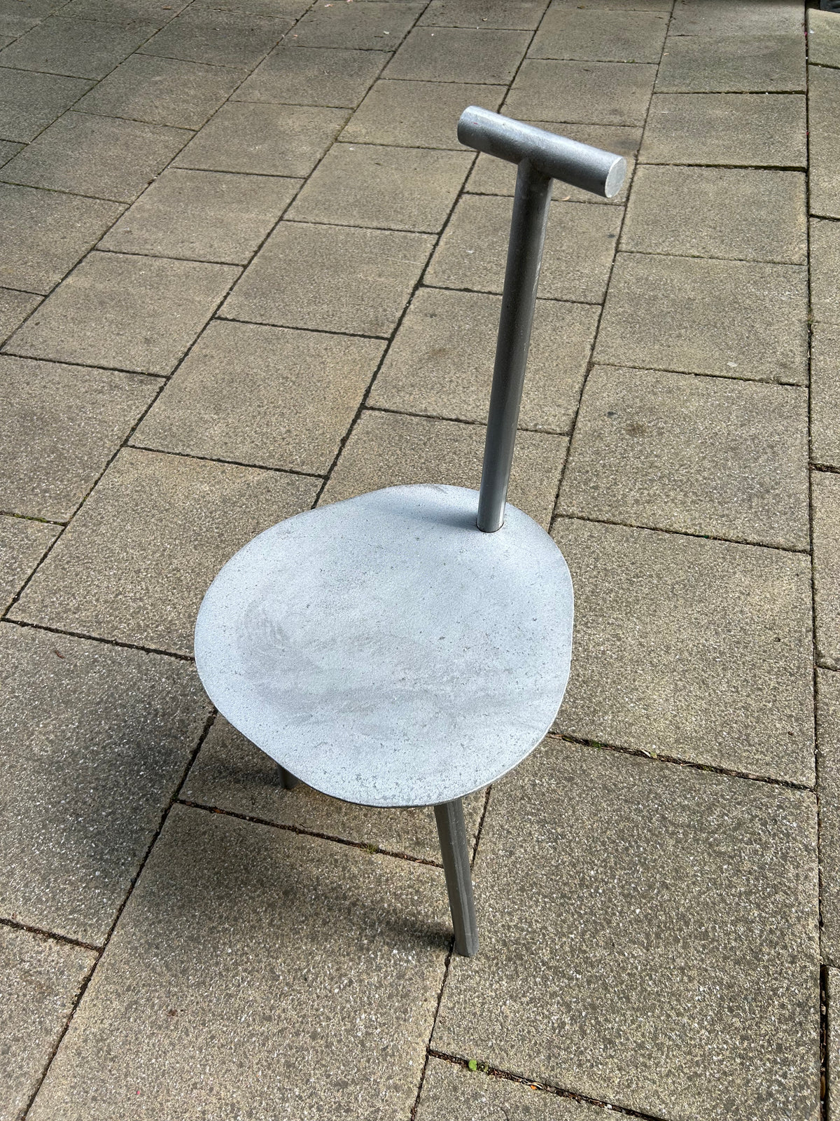 Faye Toogood Spade Chair in Aluminium – LOT.co.uk